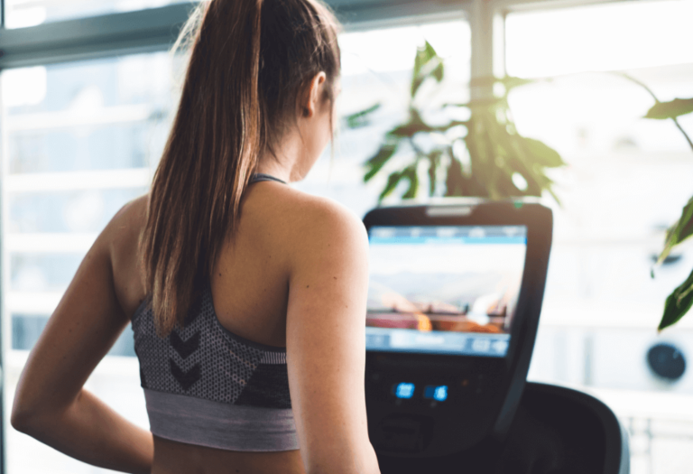 How to Effectively Burn Calories on an Incline Treadmill