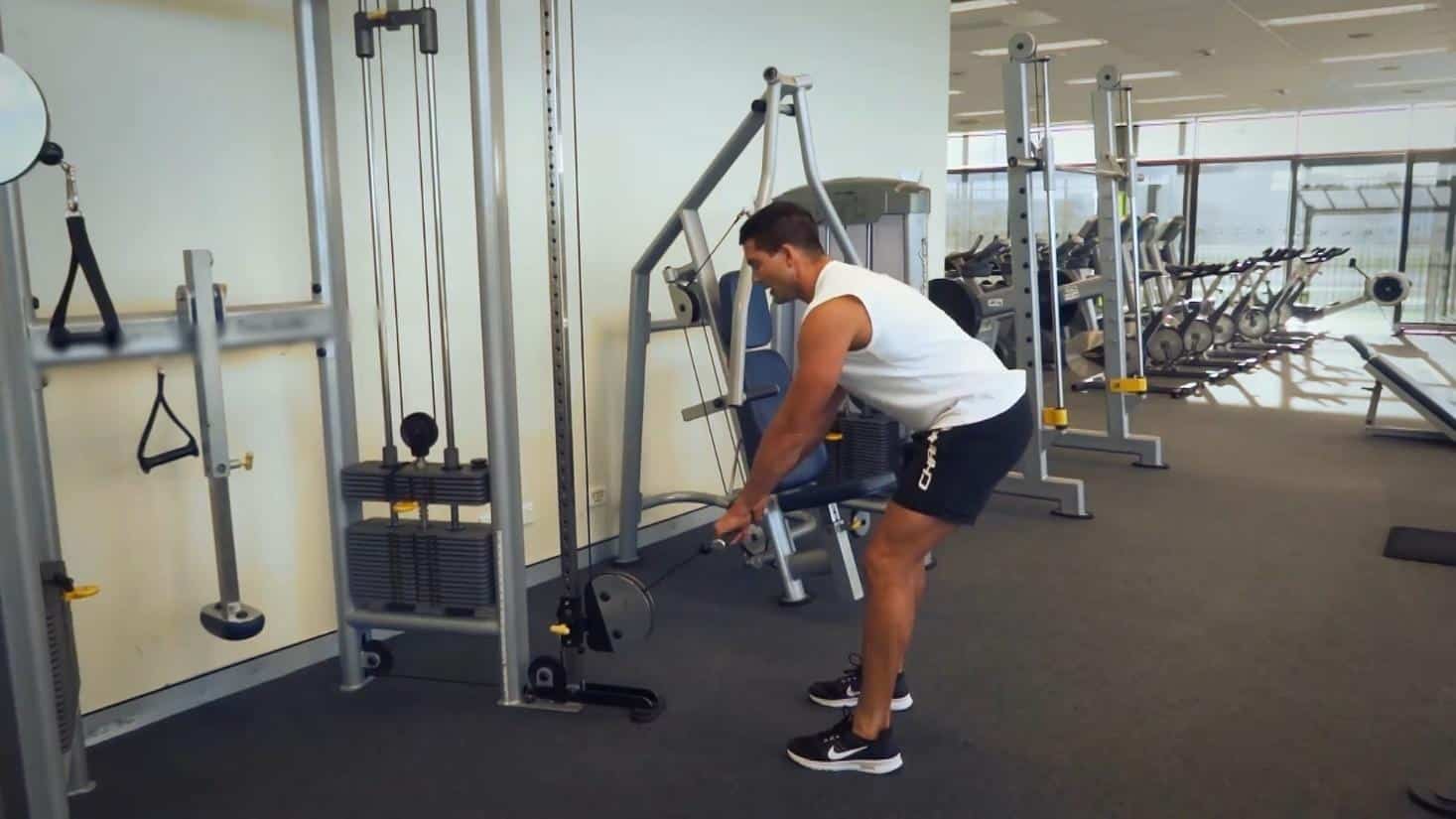 Cable Deadlift Guide: How To, Tips, Technique - BoxLife