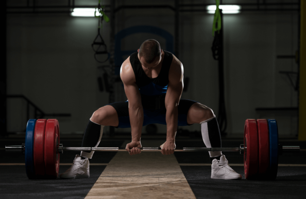 Tout Savoir sur le Sumo Deadlift : Exécution, Conseils...