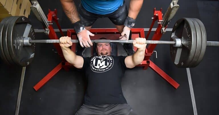 What's The Average Bench Press Weight For Men and Women? (Are YOU Above ...