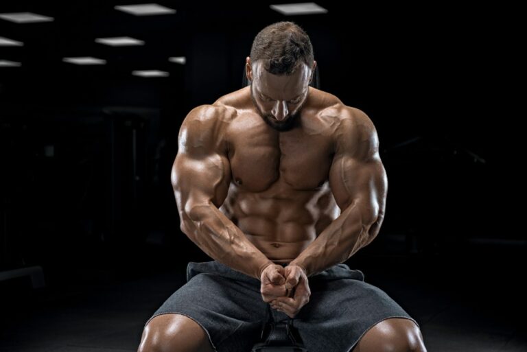 Bicep Blueprint : Your Ultimate Guide to Average Bicep Size (By Age ...