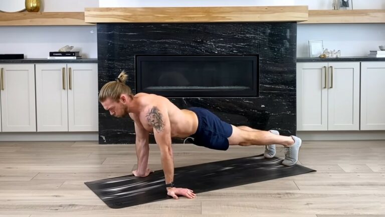 The Best At-Home Chest Exercises to Try, With Minimal Equipment (+ 3 ...