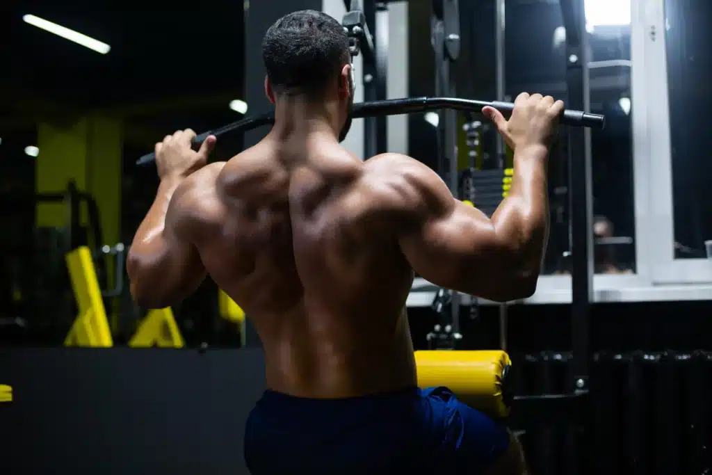 How to Build a Back Like a Champion: What 13 Bodybuilders Did to ...