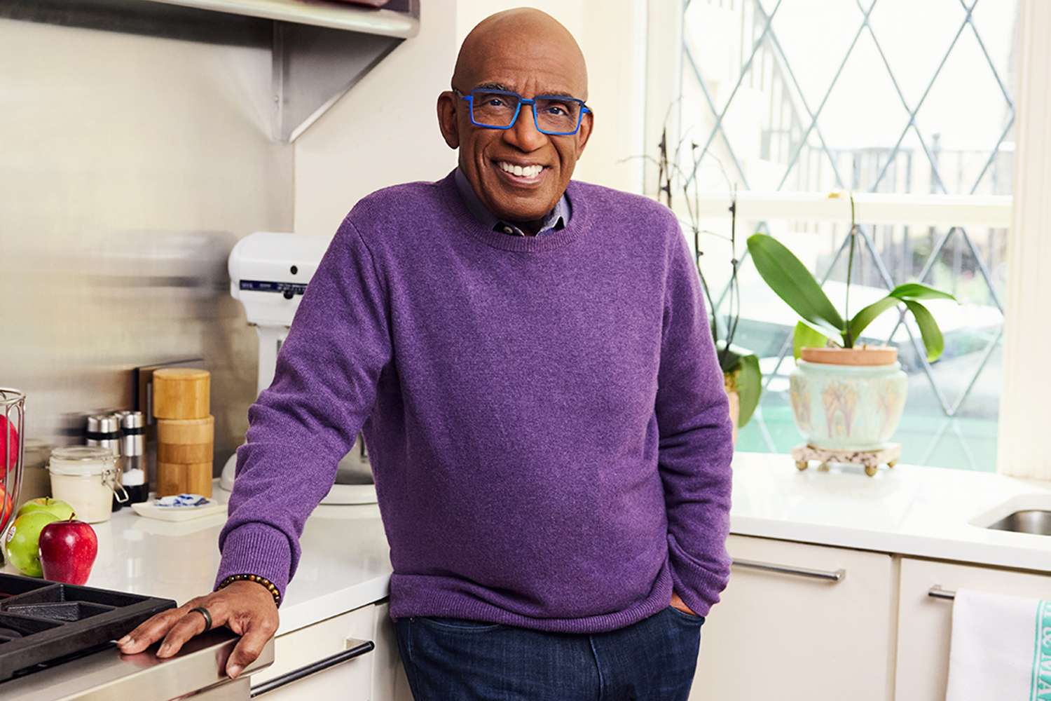 Al Roker Beat Prostate Cancer, Then His Doctor Said Walk 5 Miles Daily ...